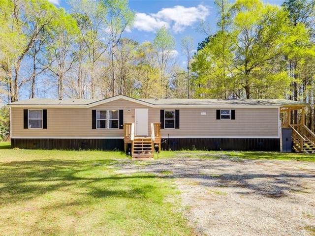 230 Pine Needle Dr, Ellabell, GA 31308