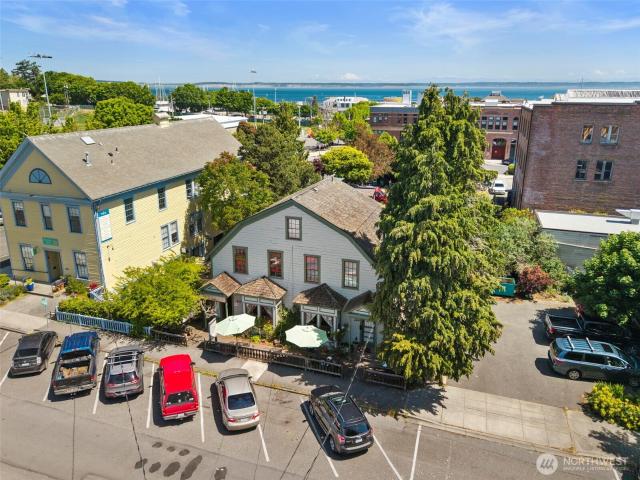 230 Quincy Street