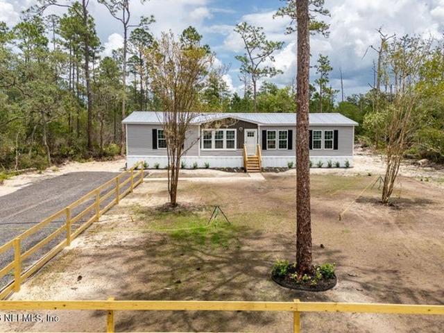 230 Redeye Rd, Florahome, FL 32140