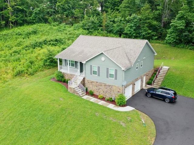 230 Redstone Ter, Frostburg, MD 21532