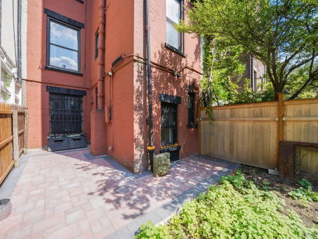 230 W 137th Street