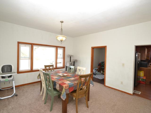 230 W Walnut Street