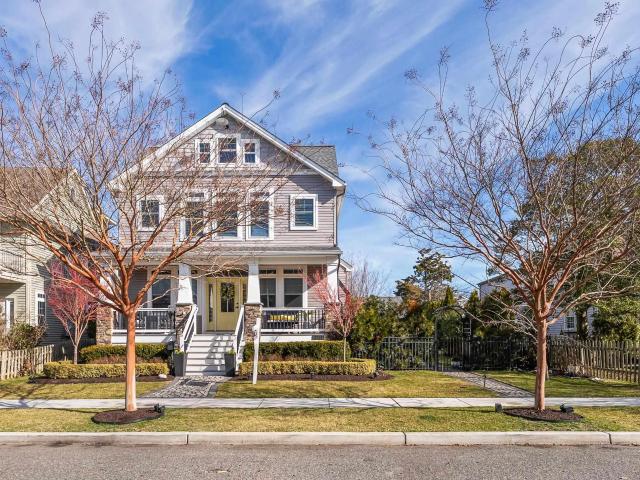 230 W Seaspray Road