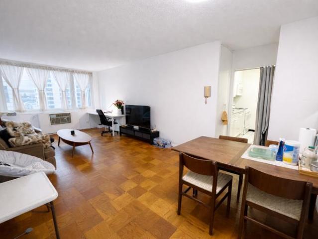 230 West 55th Street, New York, NY