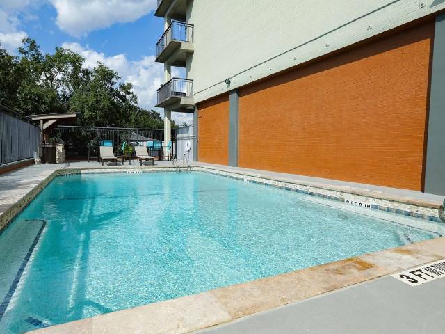230 West Alabama Apartments Studio Apartment for Rent at 230 W Alabama St, Houston, TX 77006 Neartown Montrose