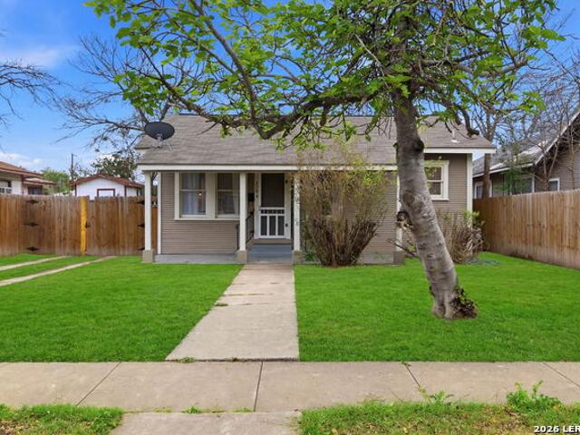 230 Thompson