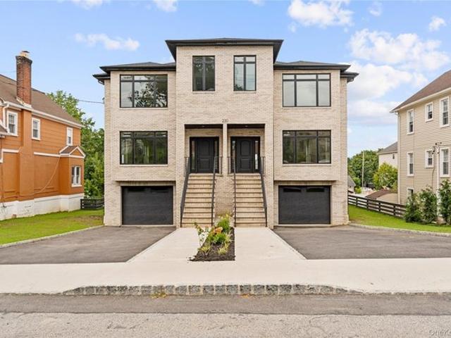 230 Trenchard St, Yonkers, NY 10704