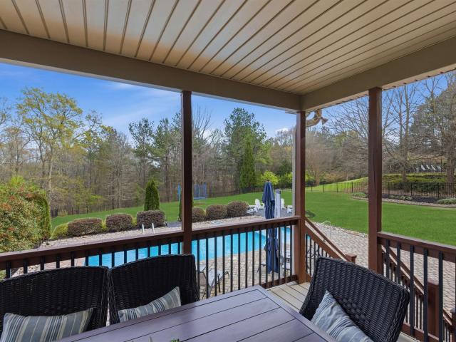 230 Tuxedo Ln, Greer, SC 29651 | MLS #335033
