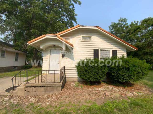 230 Virginia, 4 beds, 1 full bath