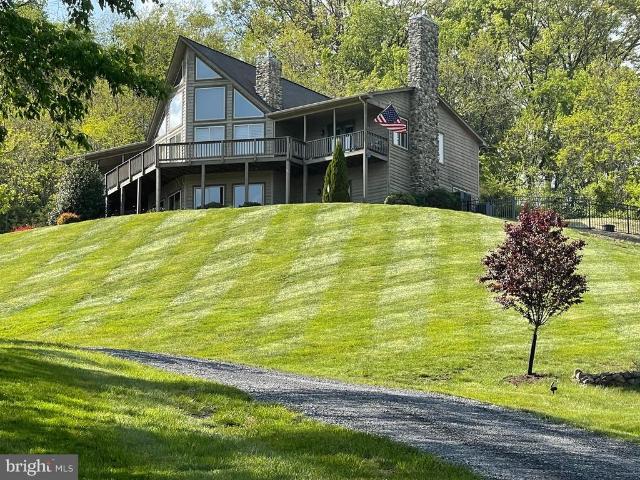 230 Vista Manor Drive