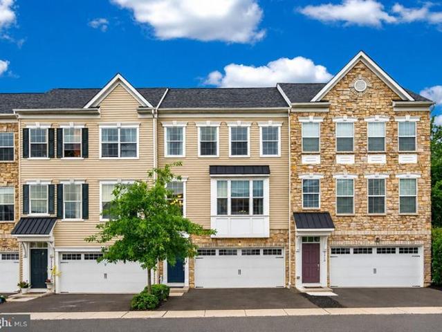 2314 Macis Cir, Warrington, PA 18976