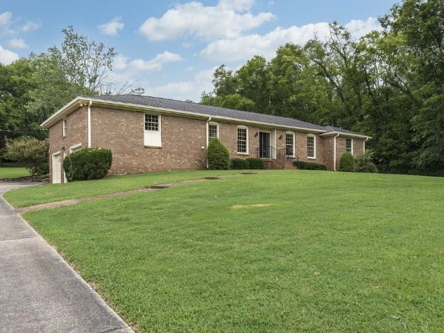2314 East Hill Dr