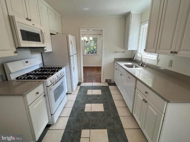 2314 Eccleston Street