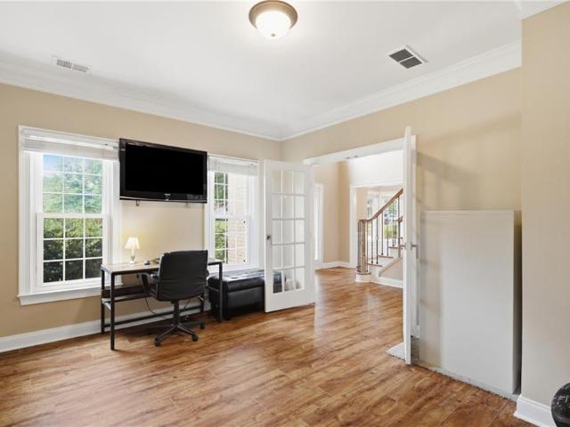2314 Kennesaw Oaks Trail NW