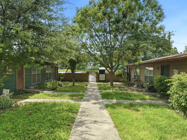 2314 Parker Ln # 4