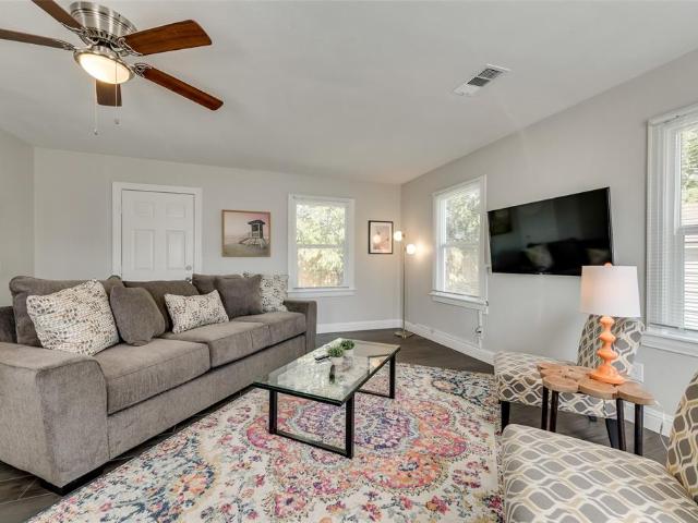 2314 S Hampton Rd, Dallas, TX 75224 | MLS #21217 | Compass