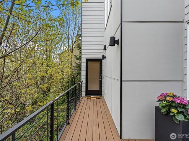 2314 Thorndyke Ave W Unit E, Seattle, WA 98199