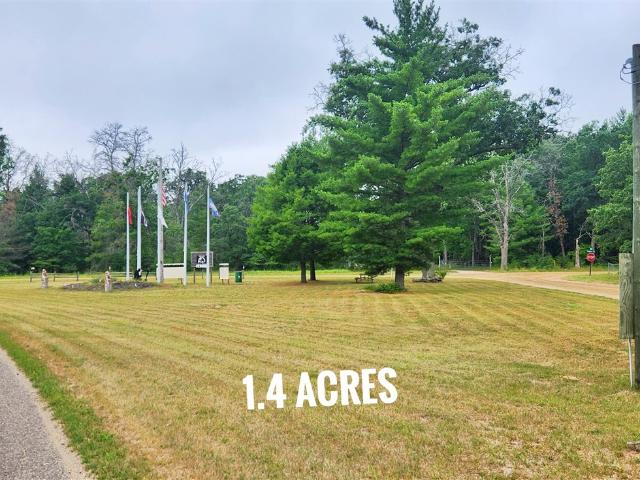 2314 W 15 Mile Road