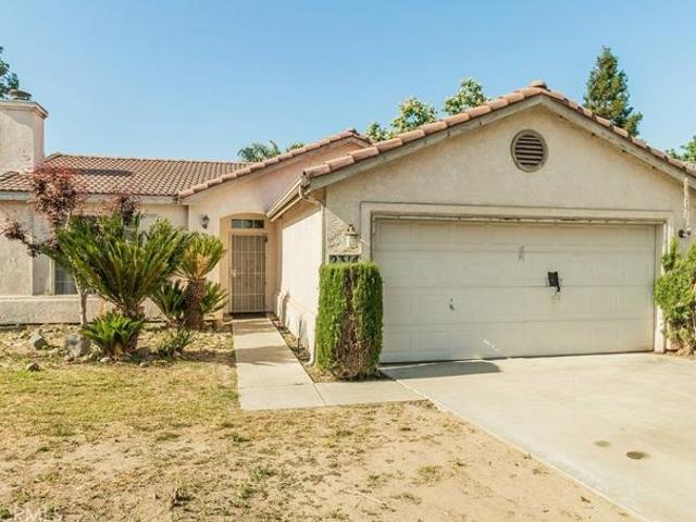 2314 W Vine Ave, Visalia, CA 93291