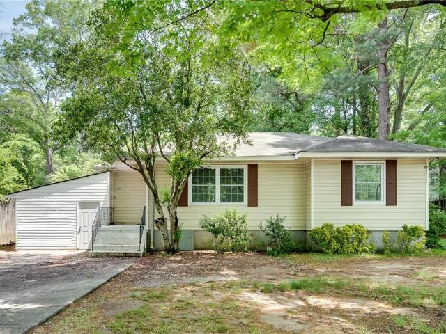 2314 Woodside Way