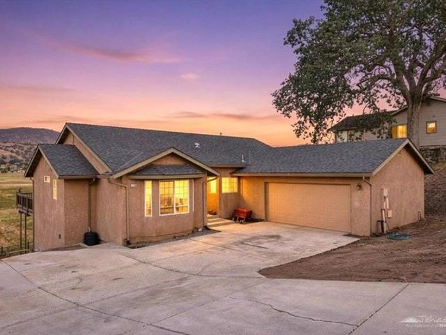 23150 Dart Dr, Tehachapi, CA 93561