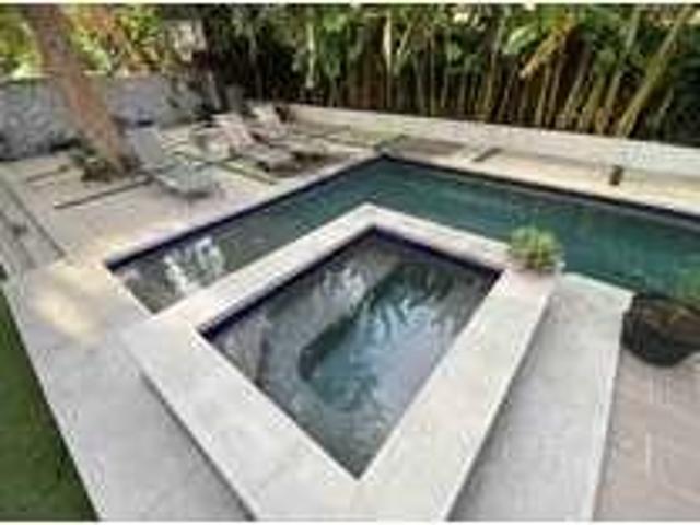 23151 Bigler St, Woodland Hills, CA 91364