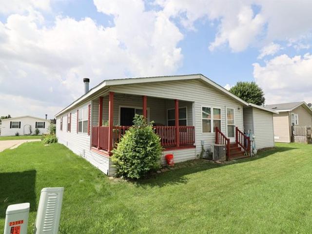 23157 Grey Gables Dr, Clinton Township, MI 48036