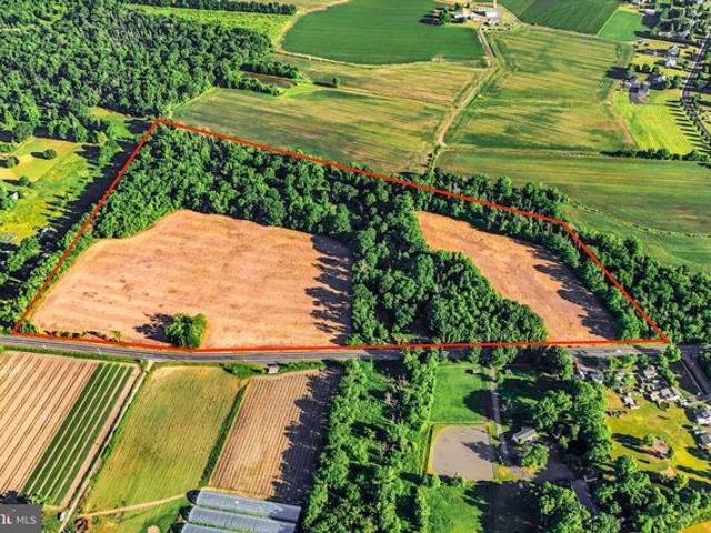 2315 Monmouth Rd, Jobstown, NJ 08041