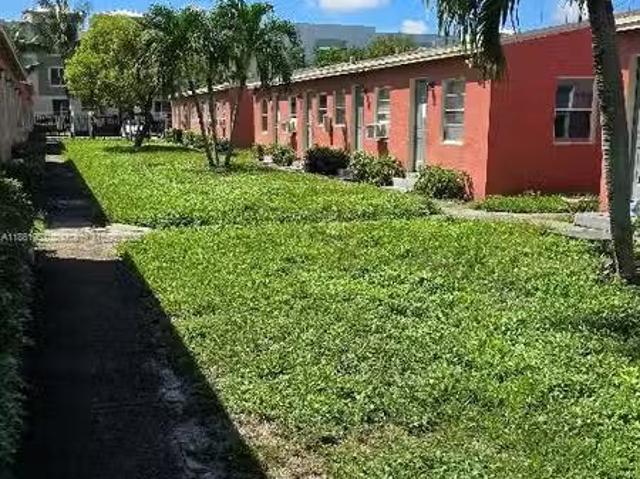 2315 Adams St, Unit 29, Hollywood, FL 33020 MLS #A11881958
