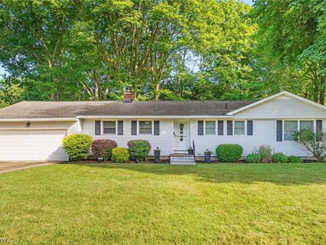 2315 Burnham Rd, Fairlawn, OH 44333