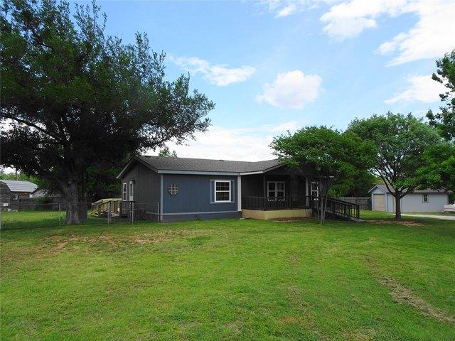 2315 Balboa Ct, Granbury, TX 76048