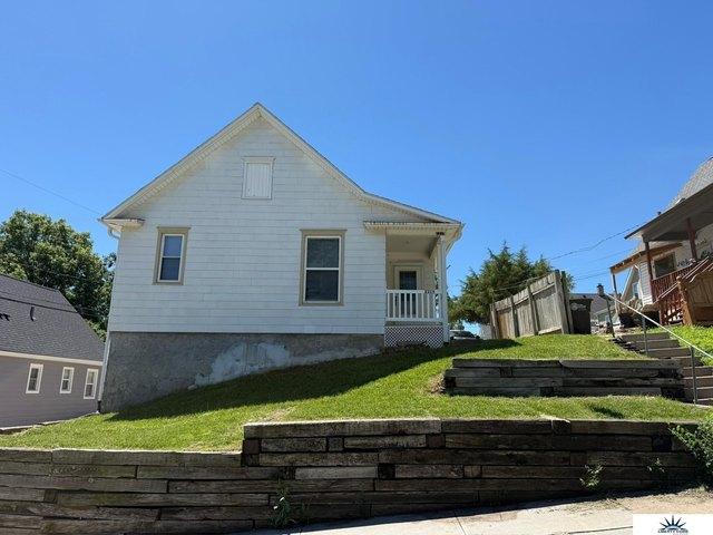2315 Bancroft St, Omaha, NE 68108