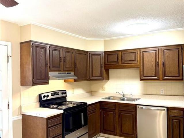 2315 Bay Meadows Court #C