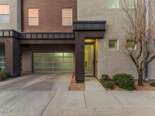 2315 E Pinchot Ave 126, Phoenix, AZ