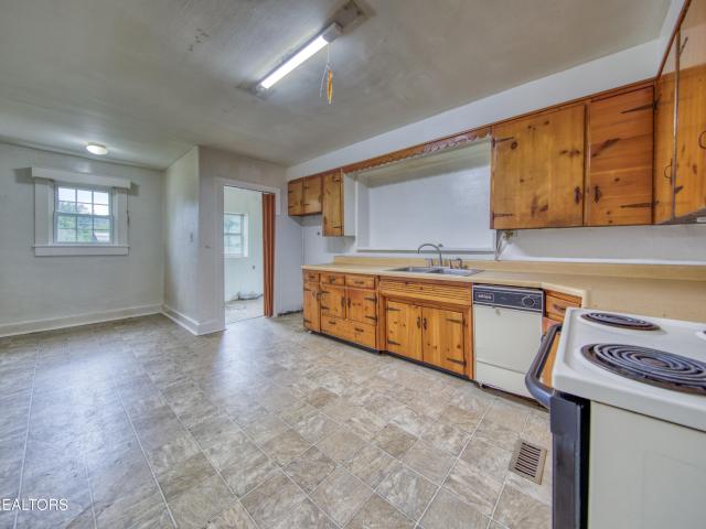 2315 Harris Rd