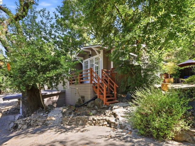 2315 Kilkare Rd
