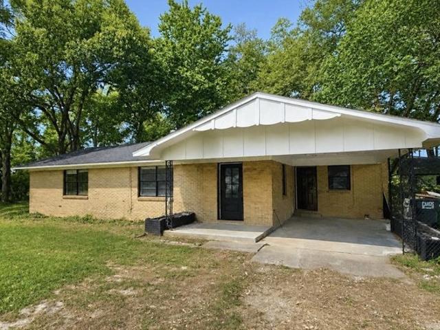 2315 S Orlando St, Pine Bluff, AR 71603