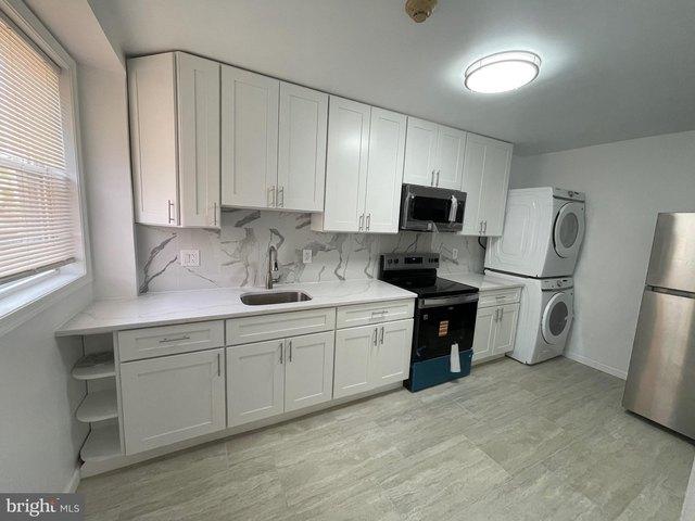 2315 00 S 12th St, Philadelphia, PA 19148