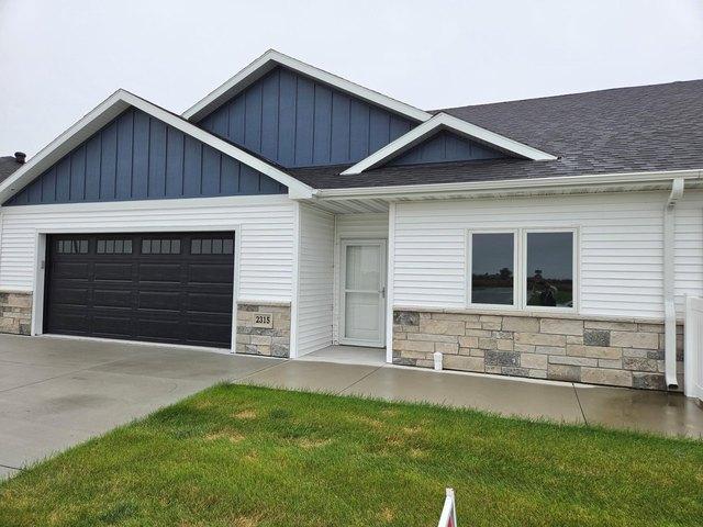 2315 38th St, Columbus, NE 68601