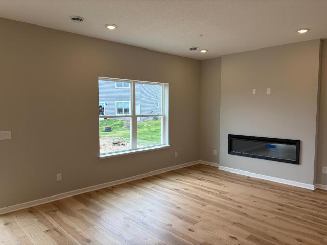 23162 Creekview Court