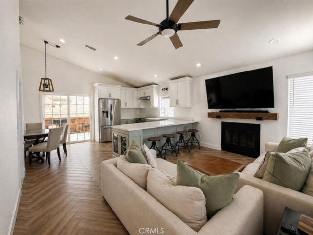 23167 Canyon Pines
