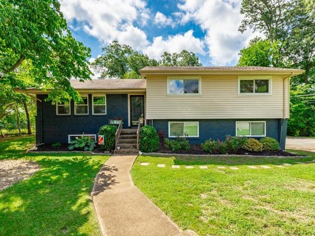 2316 Marco Ct, Chattanooga, TN 37421
