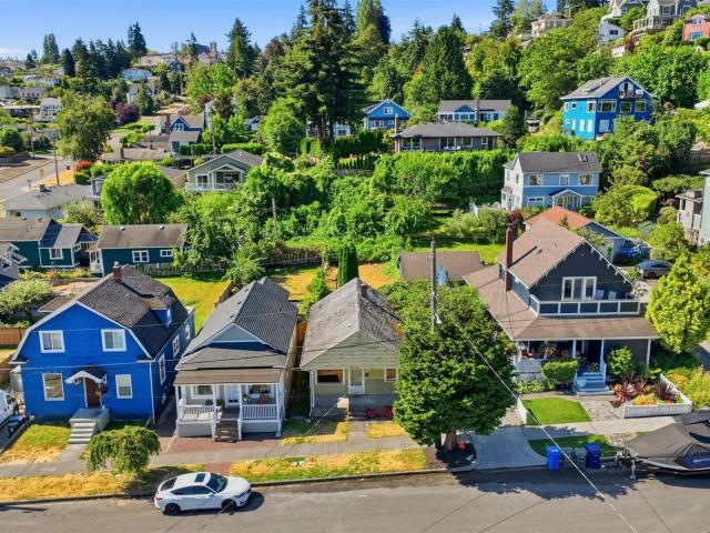 2316 N 28th Street