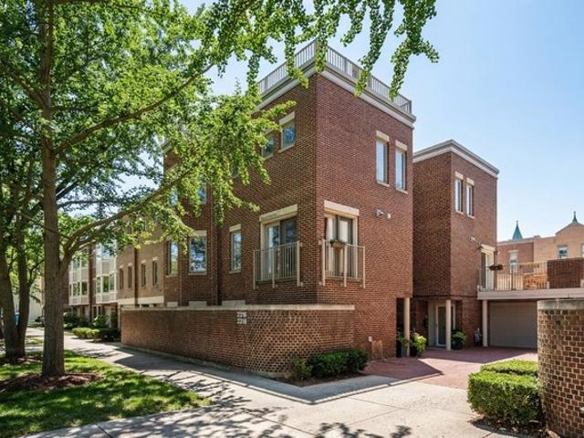 2316 N Lakewood Ave, Chicago, IL 60614