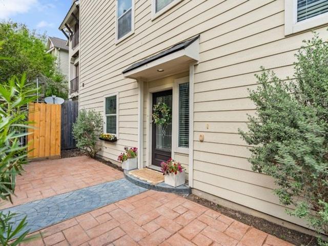 2316 Beall St, Houston, TX 77008