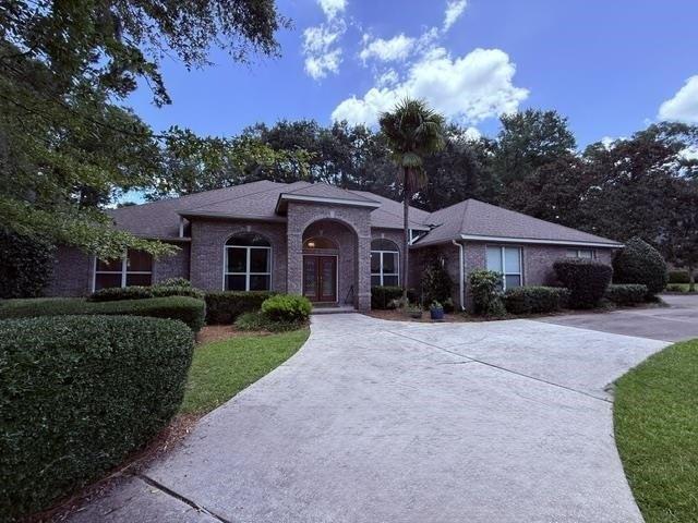2316 Cobb Dr, Tallahassee, FL 32312