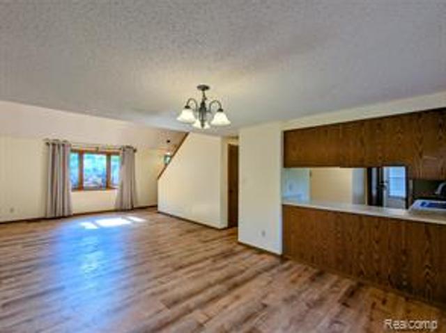 2316 Crescent Lake Road