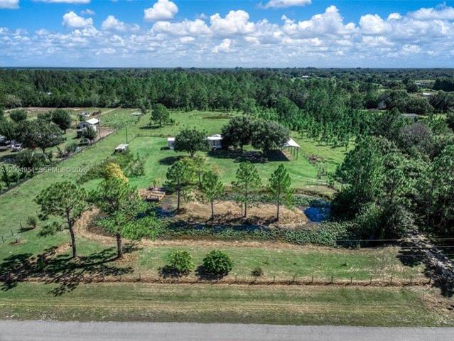 2316 Gem Stone Ave, Sebring, FL 33857