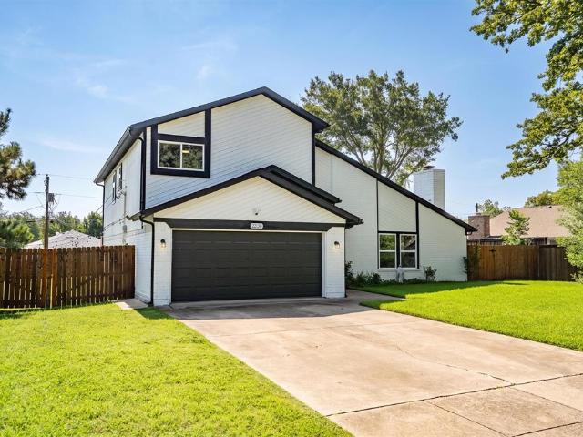 2316 Hummingbird Trail