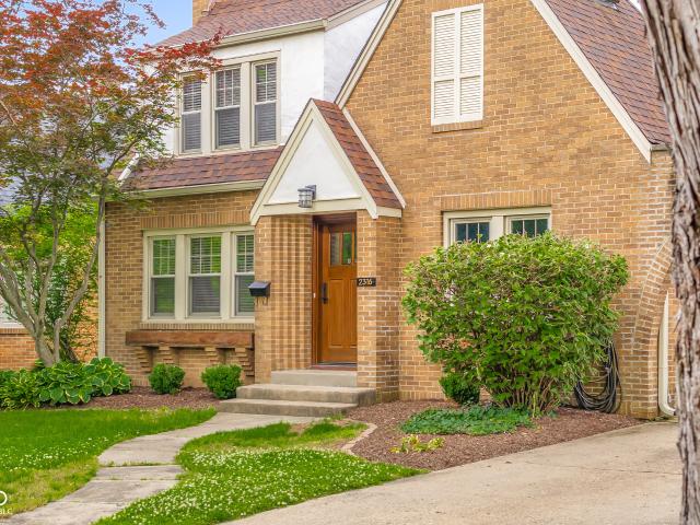 2316 Lafayette Avenue